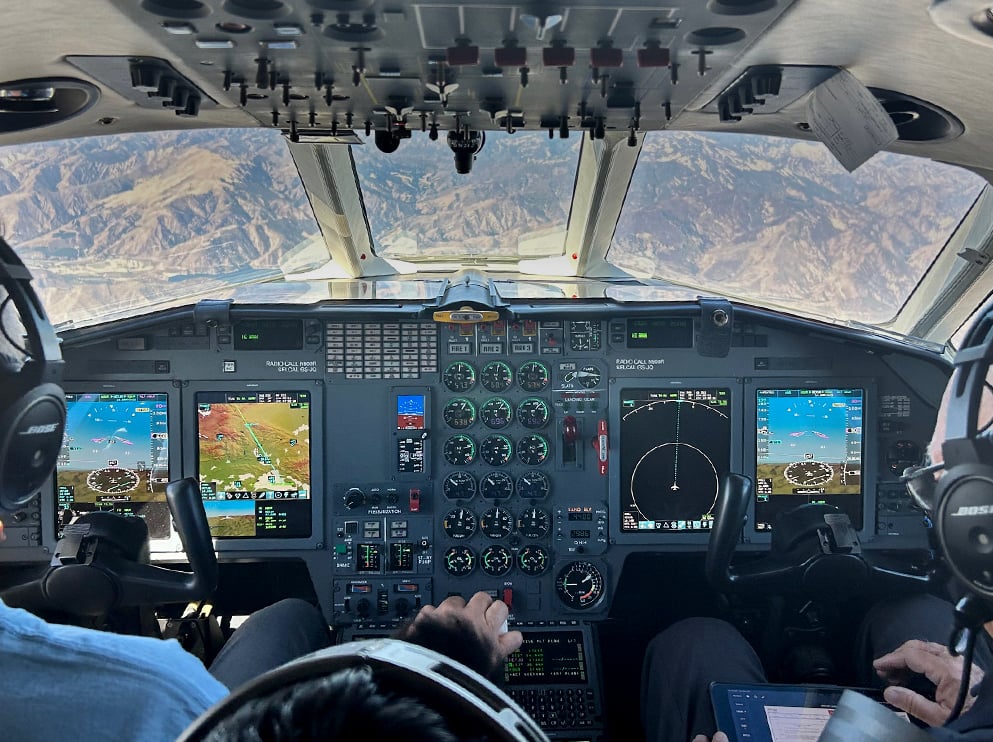 Thornton Aviation Installs Universal Avionics InSight Suite on Falcon ...