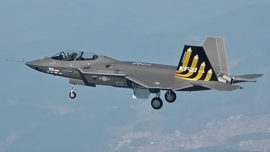 South Korean Industry Flies First Two-seat KF-21 Boramae Fighter ...
