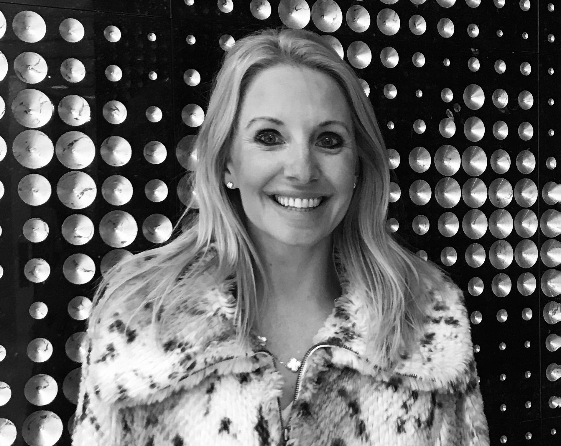 Contact Jennifer Leach English | Aviation International News