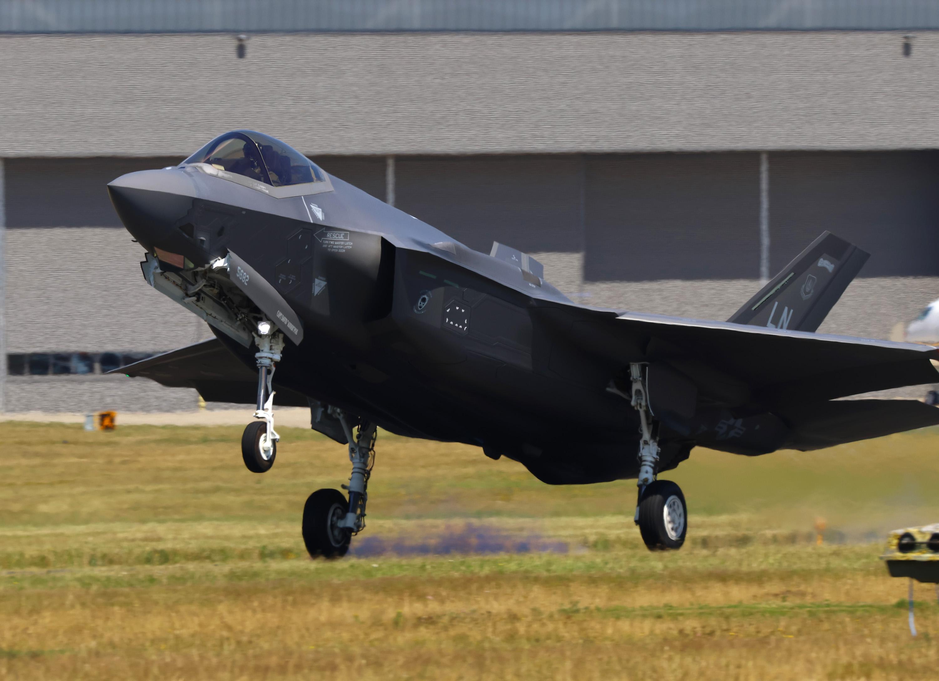 Pratt & Whitney F135 Engine Core Upgrade Clears Design Review | AIN