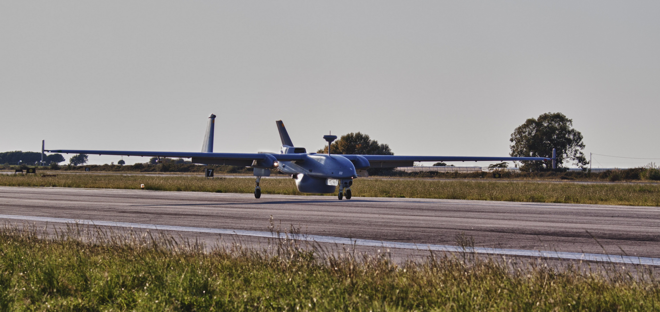 Singapore Joins Heron Ranks | AIN