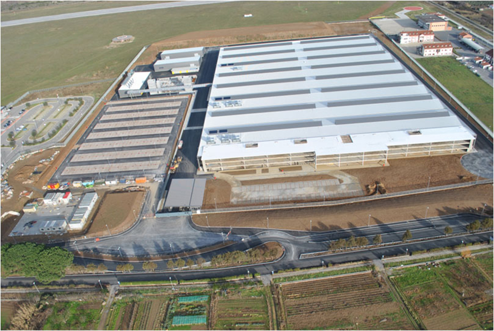 New Piaggio Avanti Factory Nears Completion | Aviation International News