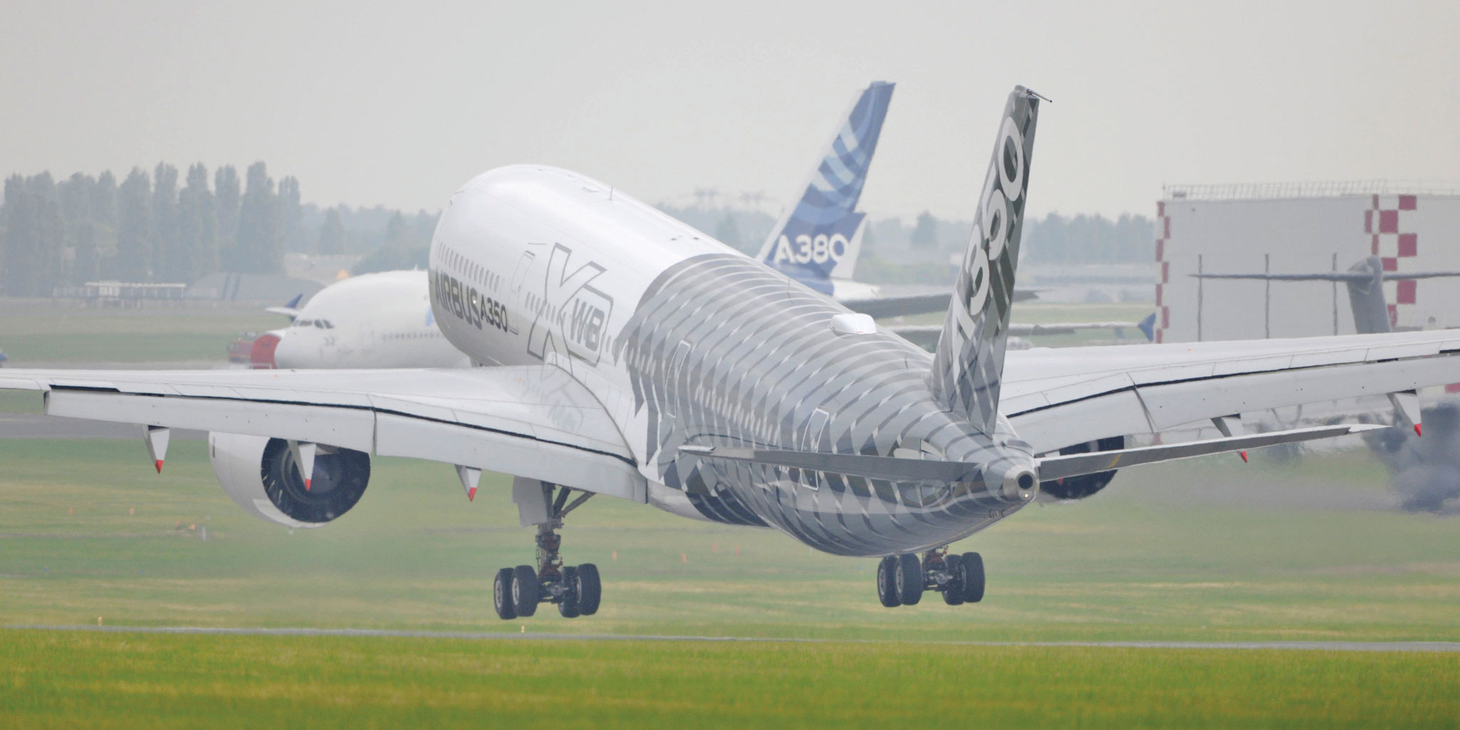 Airbus Sees 20-year Demand for 32,600 New Jets | Aviation International ...