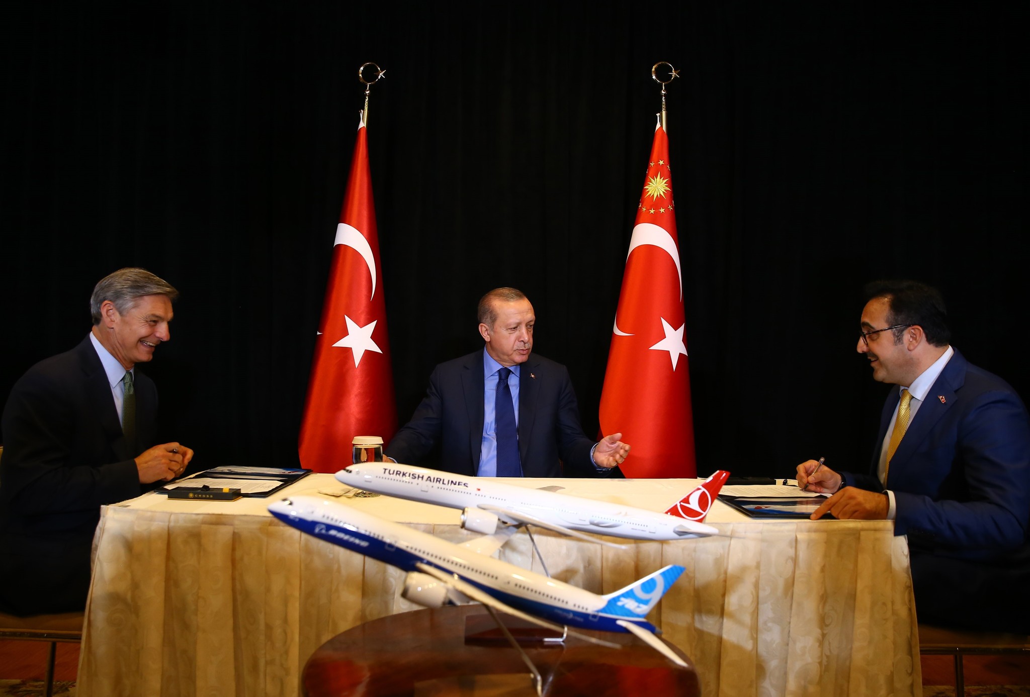 Boeing Turns Focus to Turkey’s Vision 2023 with Dreamliner Deal | AIN