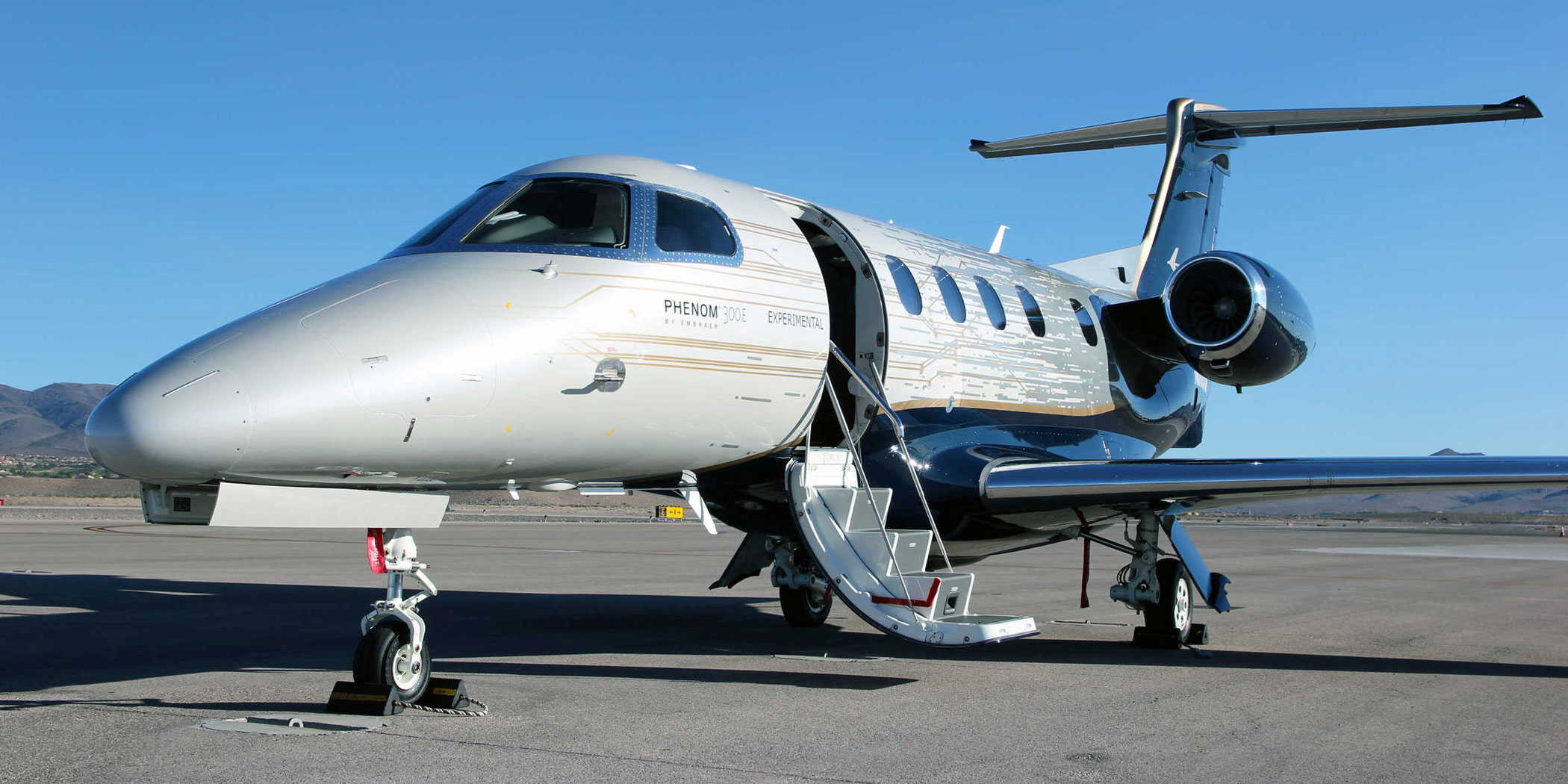Phenom 300 Signature Series