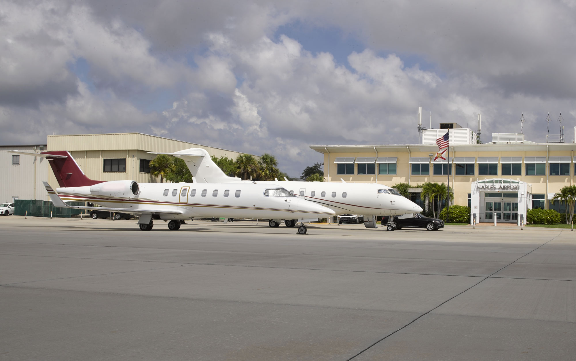 FBO Profile: Naples Aviation | Aviation International News