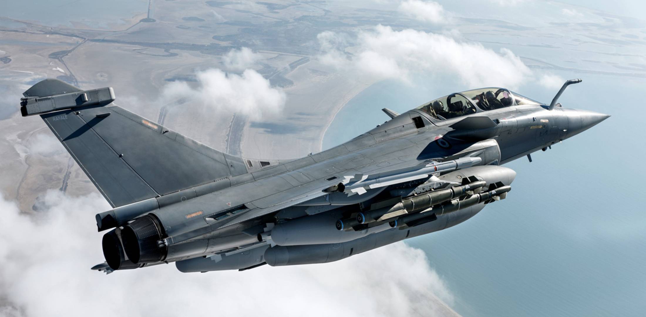 Indonesia Signs Up for Dassault Rafale Fighters | Aviation ...