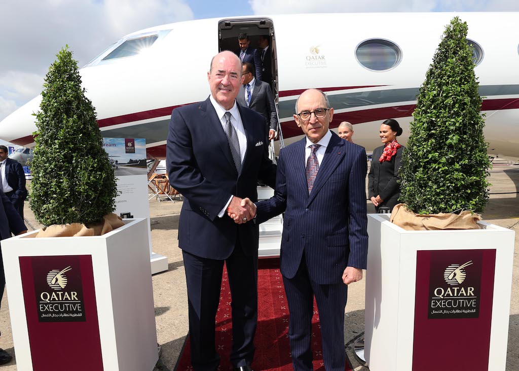 Qatar Airways Introduces Gulfstream G700 Business Jet at Paris Air Show ...